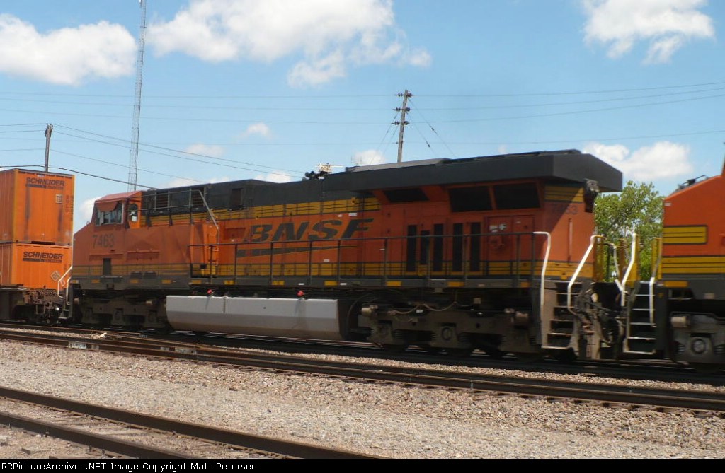 BNSF 7463